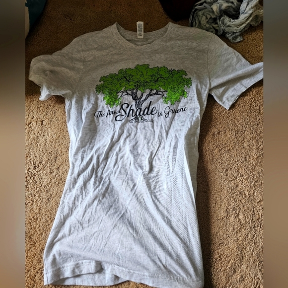Texas | Tops | Gruene Grove Texas Graphic Tee Soft Tree Graphic Tee 2 ...